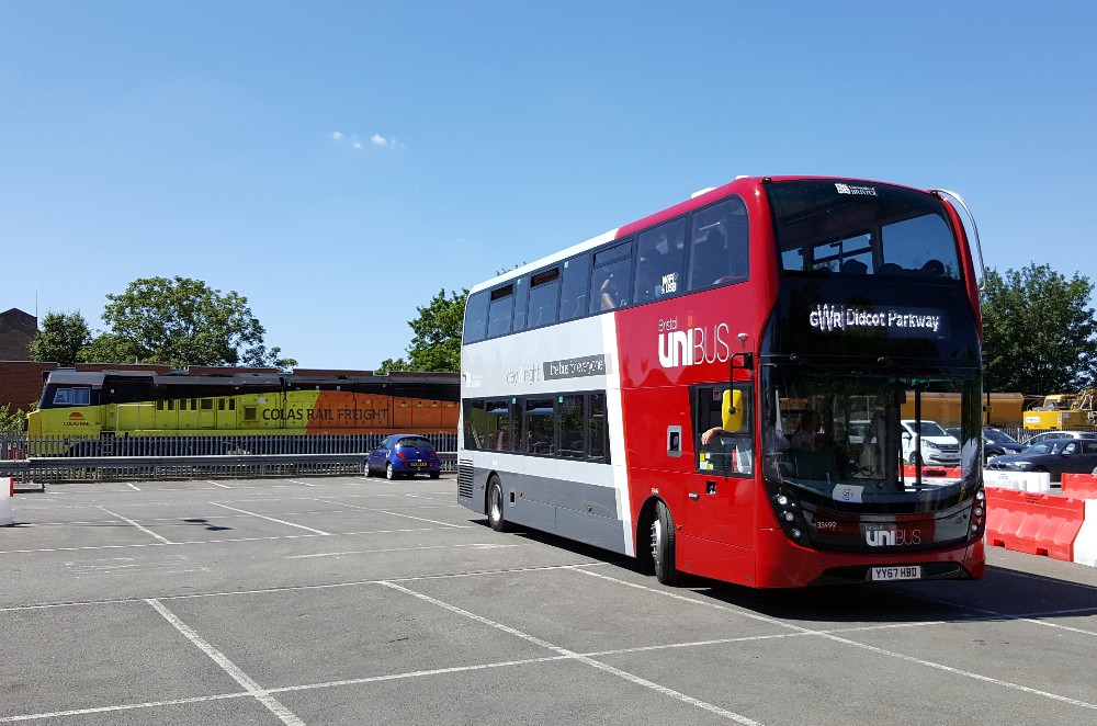 Untitled 1 [www.oxford-chiltern-bus-page.co.uk]