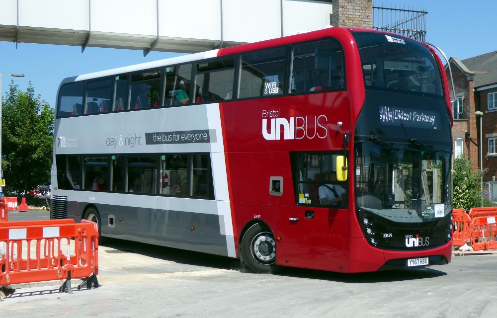 Untitled 1 [www.oxford-chiltern-bus-page.co.uk]