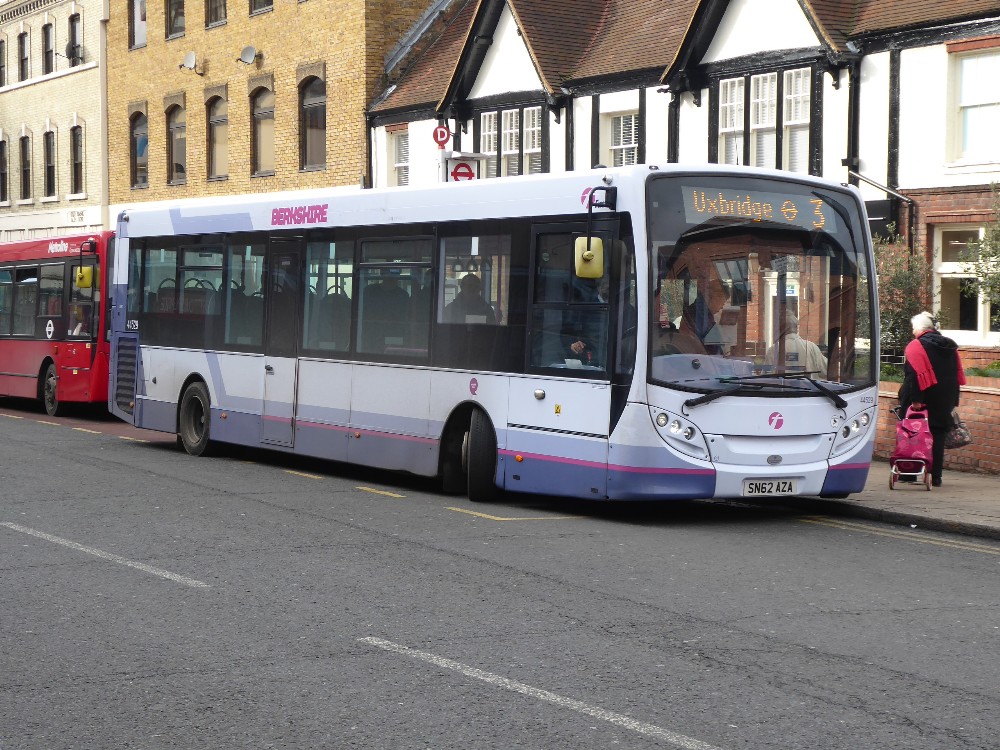 Untitled 1 [www.oxford-chiltern-bus-page.co.uk]