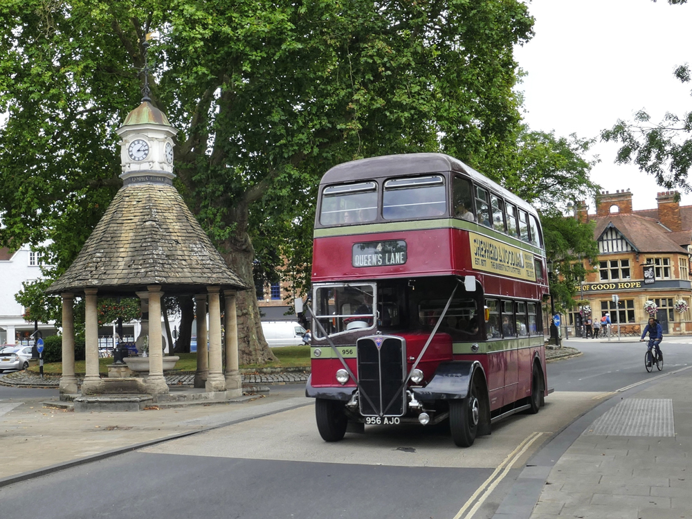 Open doors day in Oxford. 756 and 956 from the Oxford bus museum. Both ...