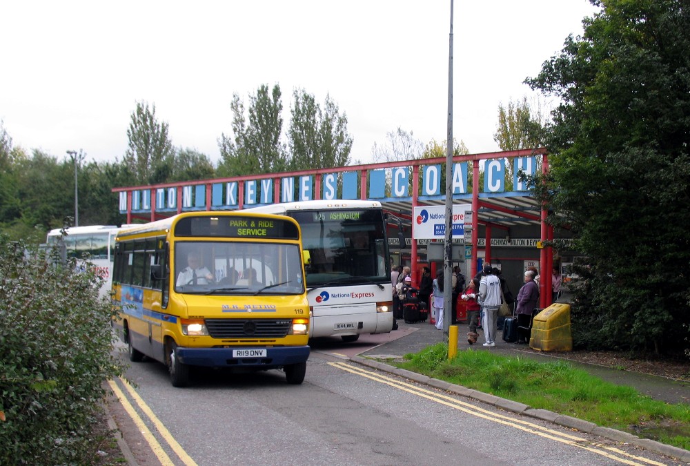 Oxford & Chiltern Bus Page - Weekly News update