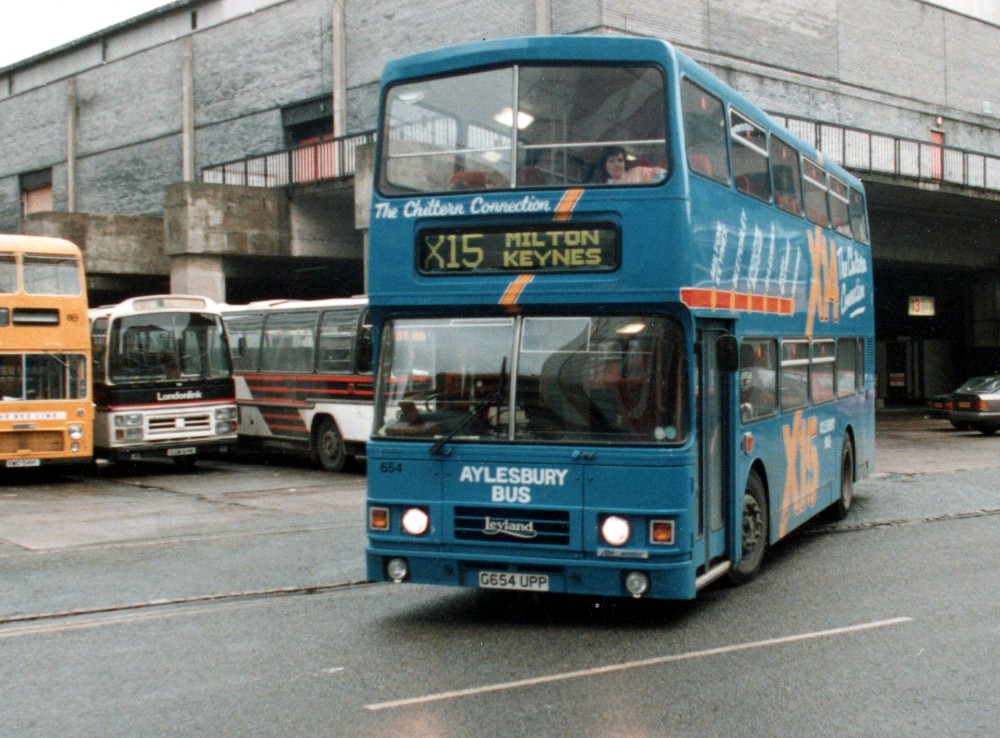 Oxford & Chiltern Bus Page - Weekly News update