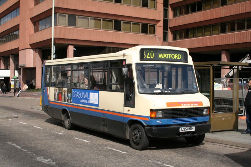 Oxford & Chiltern Bus Page - Weekly News update